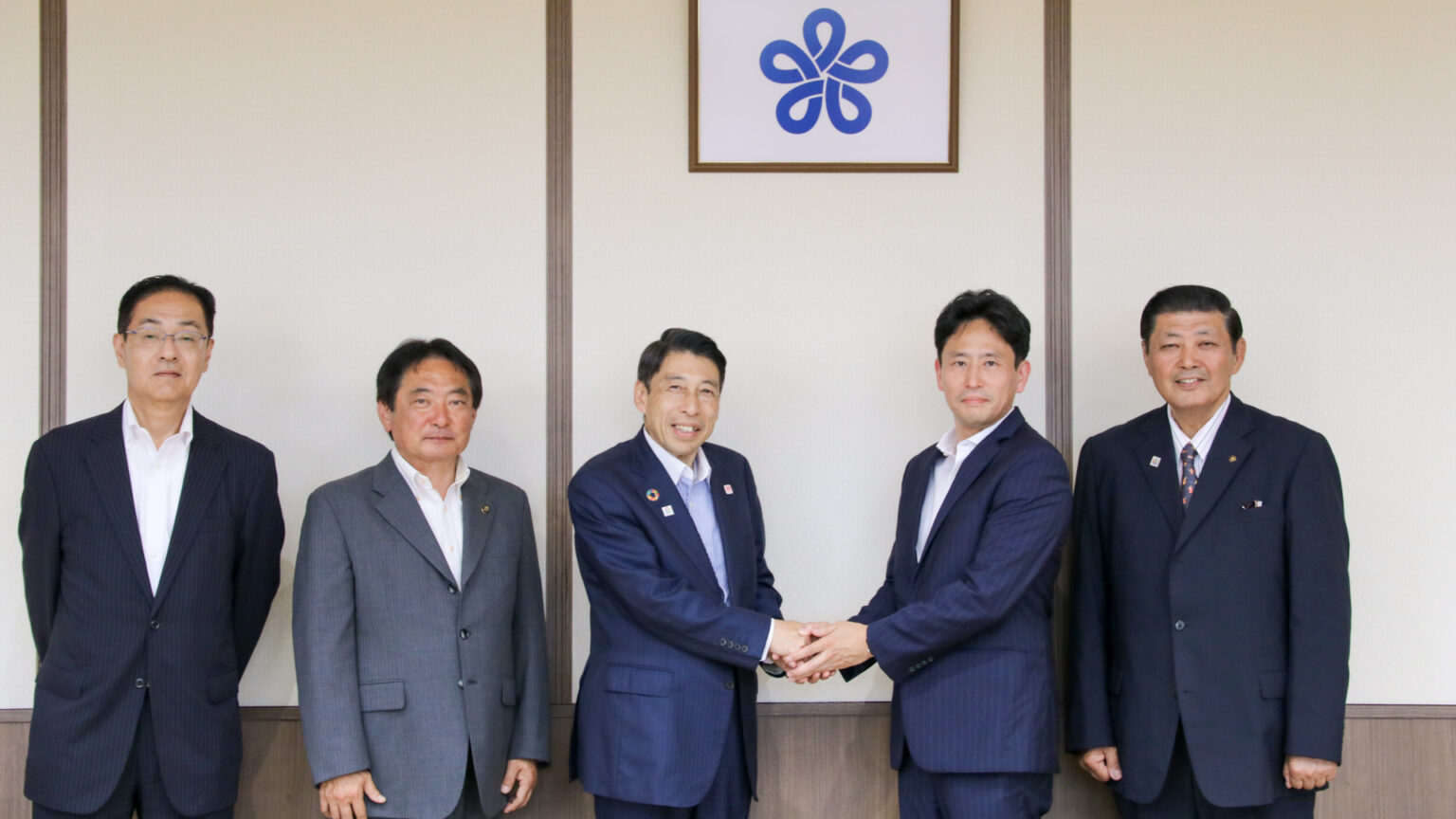 【ニュースリリース｜発信元：福岡県庁】VLPセラピューティクス・ジャパン(株)が服部知事を表敬訪問します - VLP セラピューティクス・ジャパン | VLP Therapeutics Japan